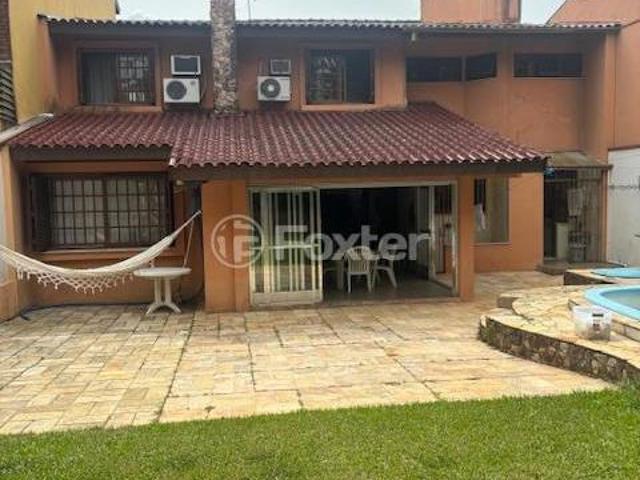 Casa, 4 dormitórios, 317.36 m², em Três Figueiras
