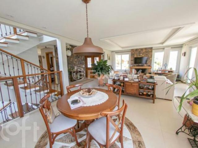 Casa, 4 dormitórios, 310 m², em Vale das Colinas