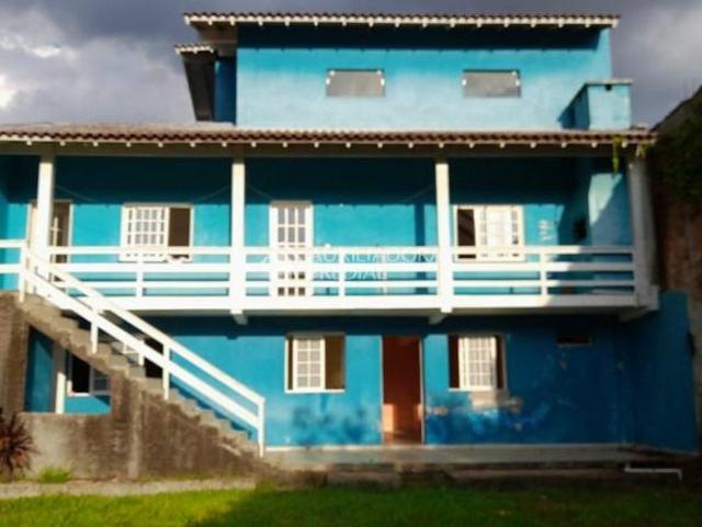 casa 4 dormitórios