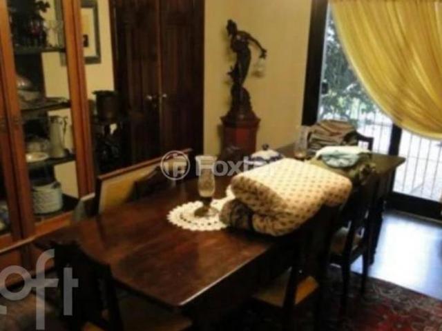 Casa, 4 dormitórios, 320 m², em Cristal