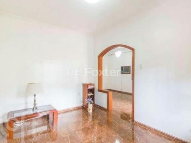 Casa, 4 dormitórios, 322.65 m², em Menino Deus