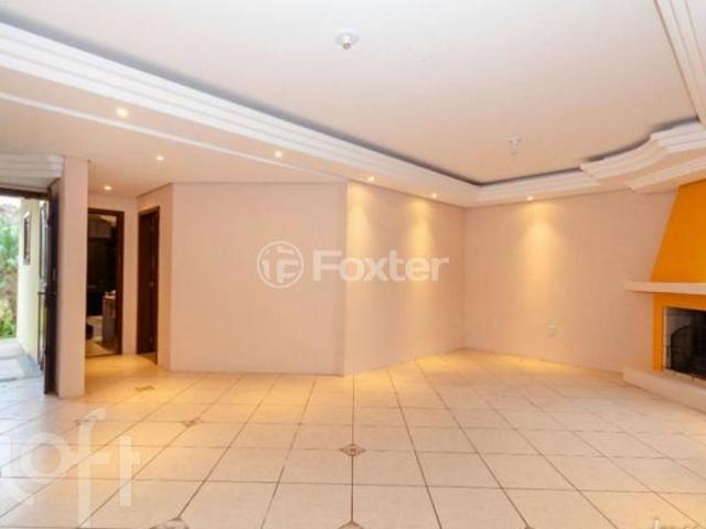 Casa, 4 dormitórios, 330 m², em Niterói
