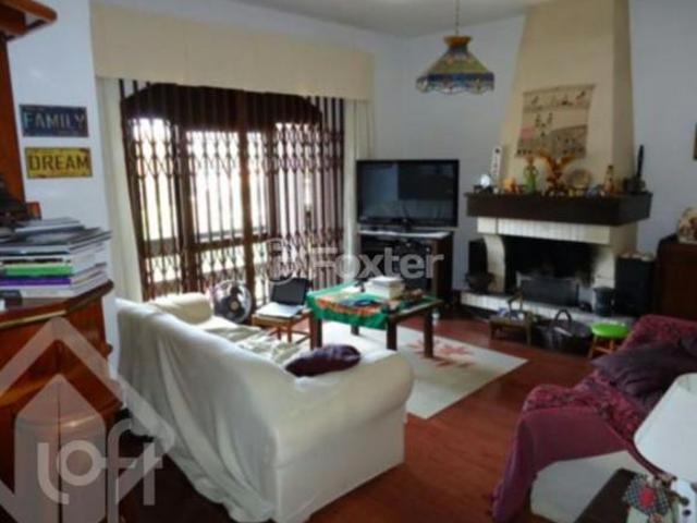 Casa, 4 dormitórios, 330 m², em Santa Tereza