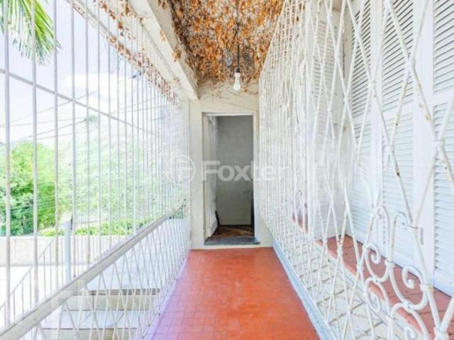 Casa, 4 dormitórios, 330 m², em Três Figueiras