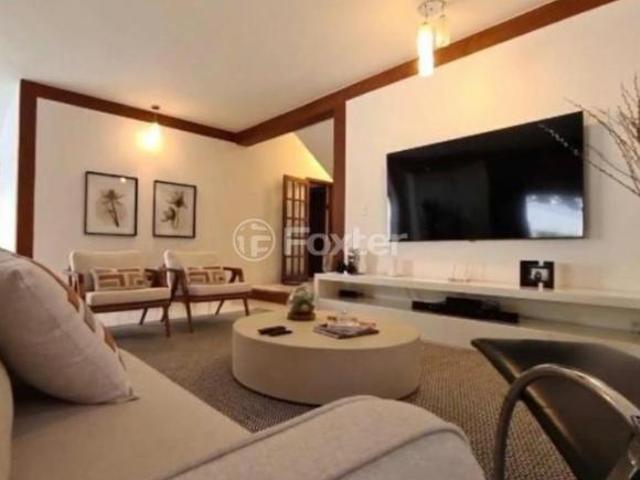 Casa, 4 dormitórios, 340 m², em Jardim Riviera