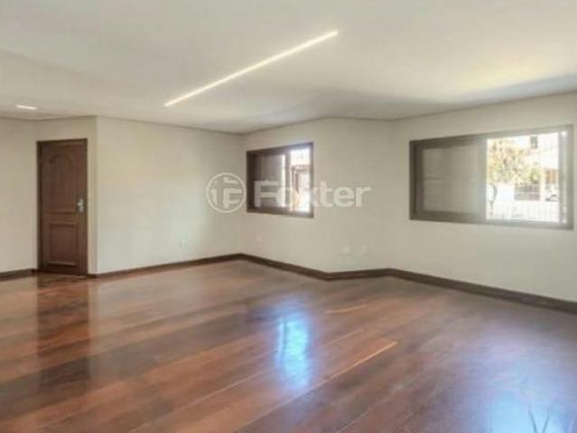 Casa, 4 dormitórios, 340 m², em Tristeza