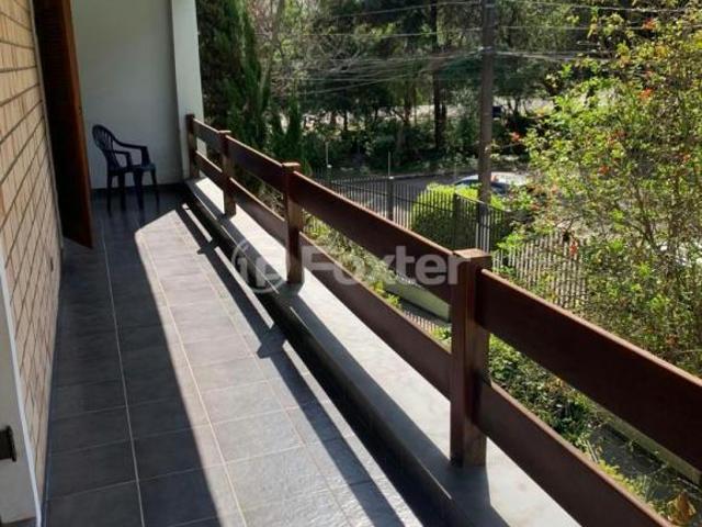 Casa, 4 dormitórios, 341 m², em City América