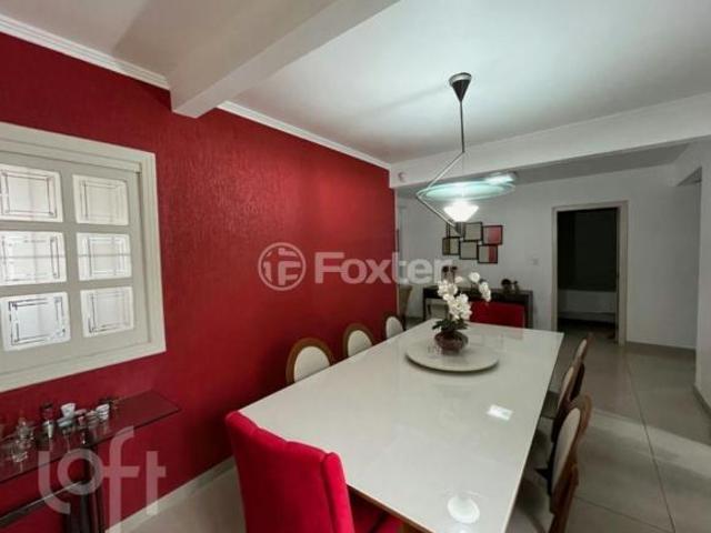 Casa, 4 dormitórios, 354.51 m², em Estância Velha