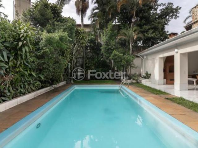 Casa, 4 dormitórios, 350 m², em Campo Belo