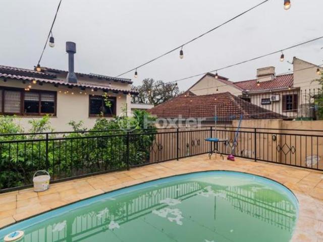 Casa, 4 dormitórios, 350 m², em Medianeira