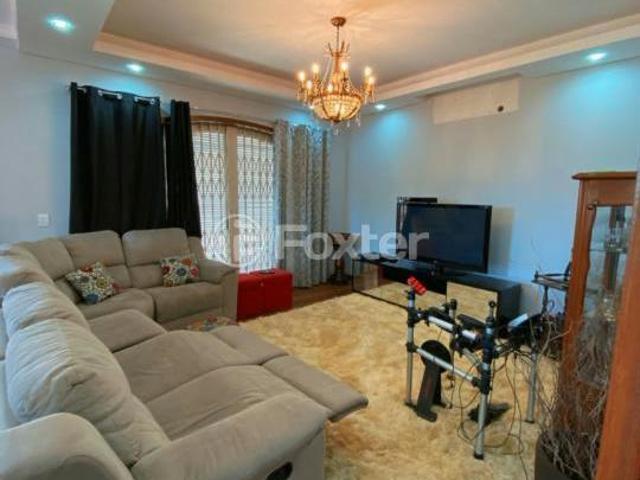 Casa, 4 dormitórios, 350 m², em Teresópolis