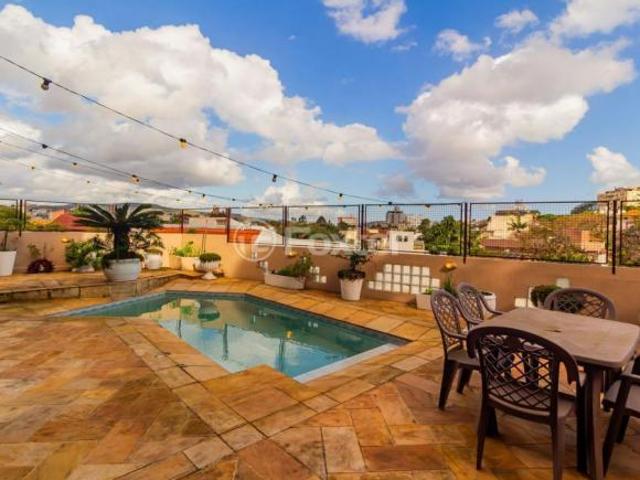 Casa, 4 dormitórios, 350 m², em Três Figueiras