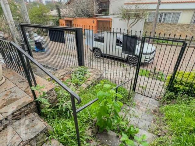 Casa, 4 dormitórios, 360 m², em Três Figueiras