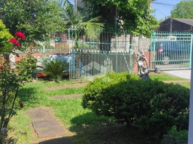 Casa 4 dormitórios