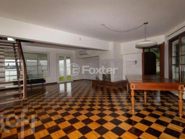 Casa, 4 dormitórios, 370 m², em Tristeza