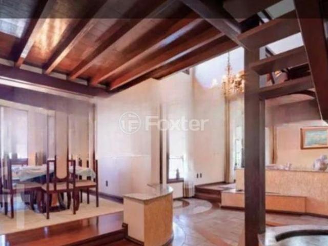 Casa, 4 dormitórios, 388.21 m², em Hamburgo Velho