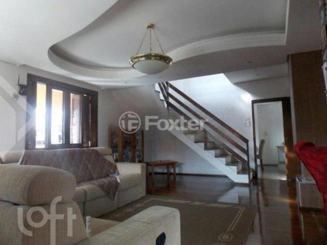 Casa, 4 dormitórios, 388.62 m², em Scharlau