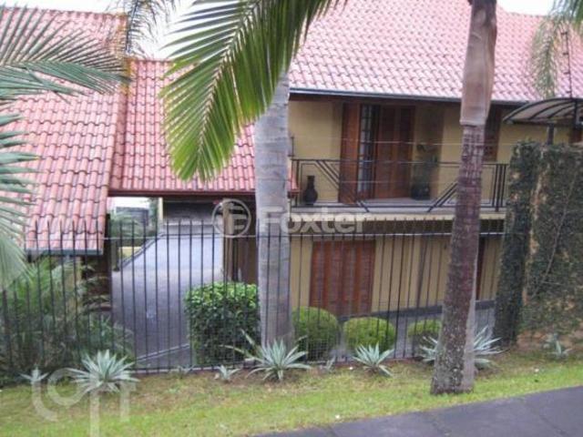 Casa, 4 dormitórios, 380 m², em Ouro Branco