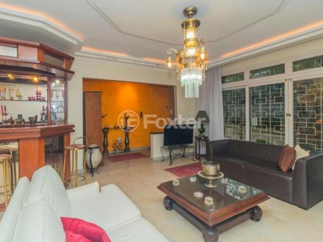 Casa, 4 dormitórios, 380 m², em Três Figueiras