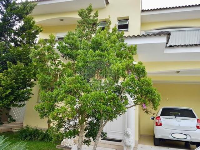 Casa 4 dormitórios 394m² com quintal amplo e 10 vagas, Condomínio Sopé da Malota Jundiaí, alto padrã