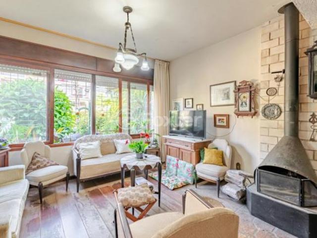 Casa, 4 dormitórios, 398 m², em Vila Conceição