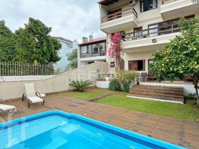 Casa, 4 dormitórios, 400 m², em Aberta dos Morros