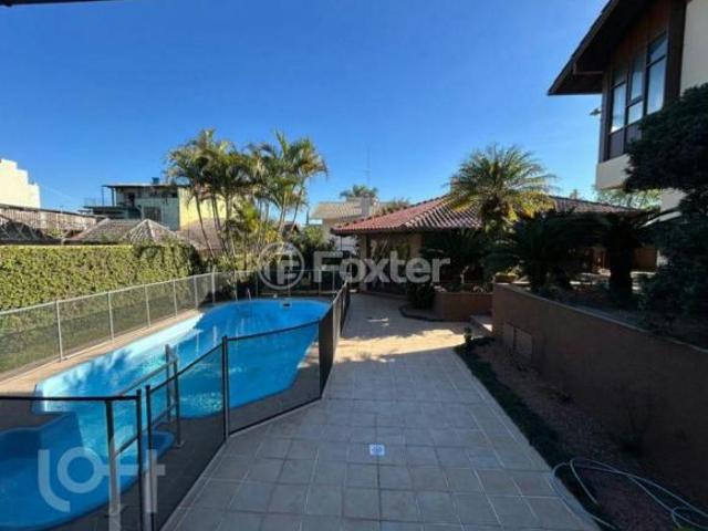 Casa, 4 dormitórios, 418.24 m², em Ouro Branco