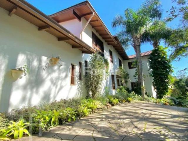 Casa, 4 dormitórios, 410.8 m², em Lomba Grande