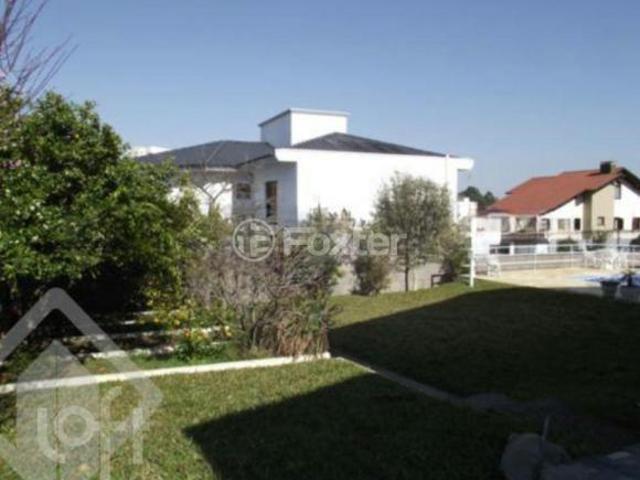 Casa, 4 dormitórios, 427.07 m², em Cinqüentenário