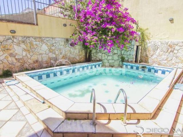 Casa, 4 dormitórios, 420 m², em Partenon
