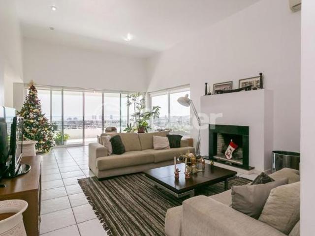 Casa, 4 dormitórios, 420.54 m², em Nonoai