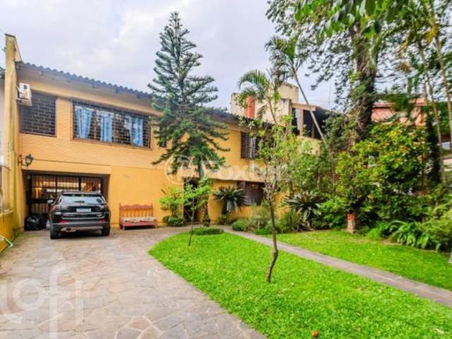 Casa, 4 dormitórios, 435 m², em Cristal