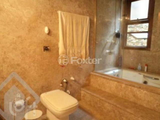 Casa, 4 dormitórios, 446.68 m², em Cristal