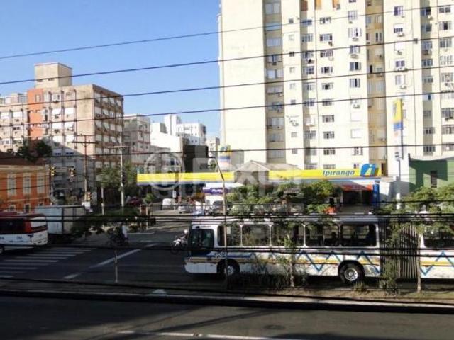 Casa, 4 dormitórios, 450 m², em Centro Histórico