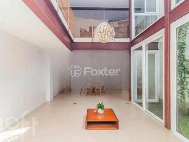 Casa, 4 dormitórios, 450 m², em Centro Histórico