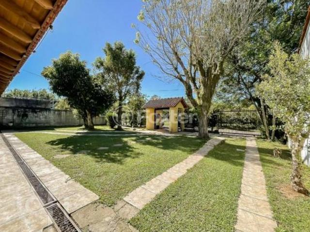 Casa, 4 dormitórios, 450 m², em Chapéu do Sol