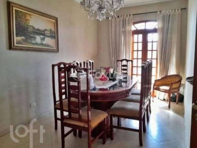 Casa, 4 dormitórios, 450 m², em Jardim Guapira