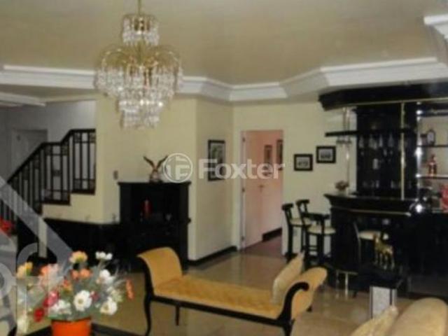 Casa, 4 dormitórios, 450 m², em São Sebastião