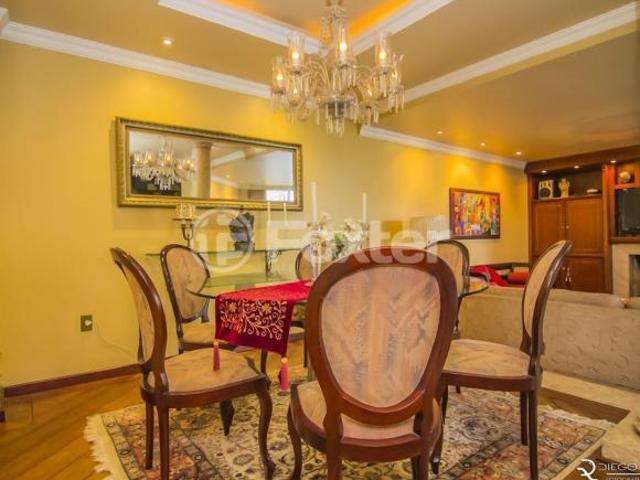 Casa, 4 dormitórios, 472.81 m², em Santa Tereza