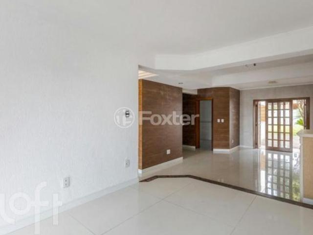 Casa, 4 dormitórios, 489 m², em Niterói