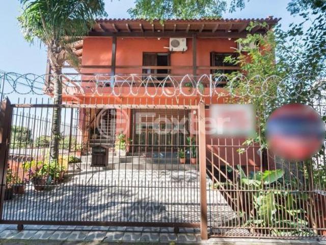 Casa, 4 dormitórios, 528 m², em Vila Jardim