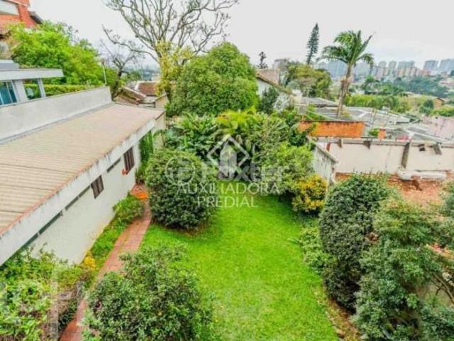 Casa, 4 dormitórios, 544 m², em Três Figueiras