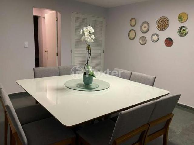 Casa, 4 dormitórios, 550 m², em Interlagos
