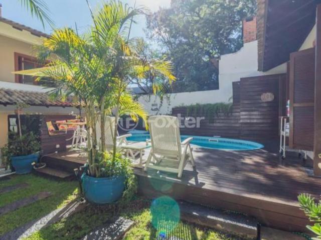 Casa, 4 dormitórios, 575.65 m², em Chácara das Pedras