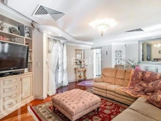 Casa, 4 dormitórios, 600 m², em Nossa Senhora das Graças