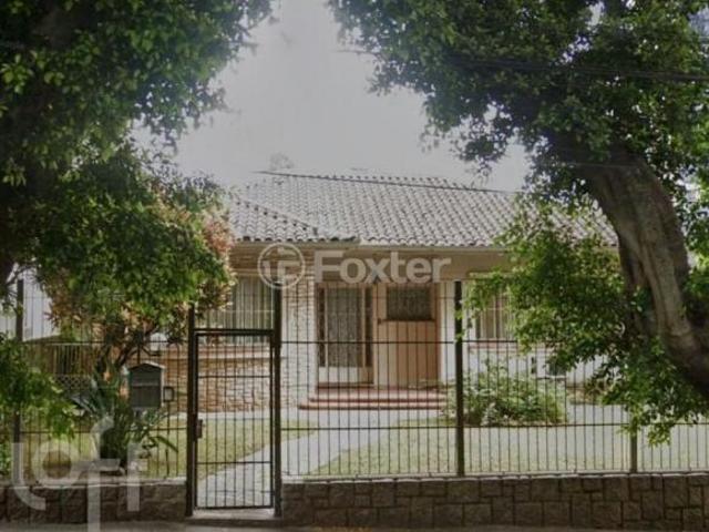 Casa, 4 dormitórios, 600 m², em Petrópolis