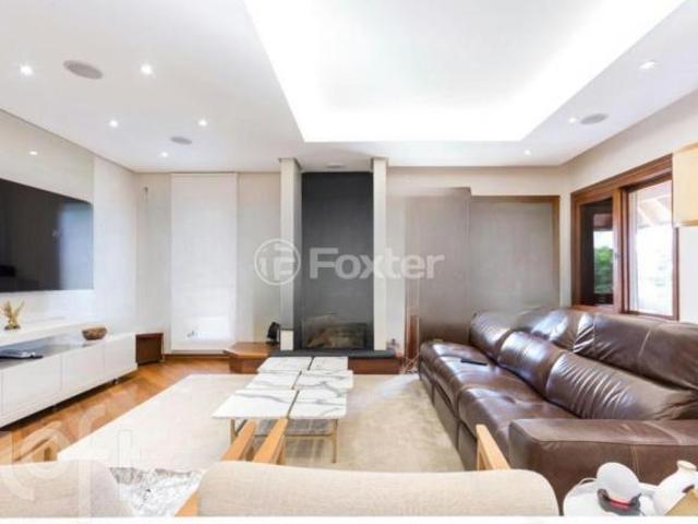 Casa, 4 dormitórios, 617.95 m², em Boa Vista