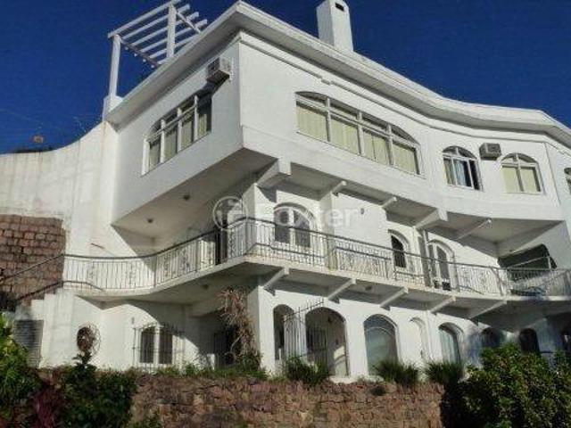 Casa, 4 dormitórios, 697 m², em Sétimo Céu