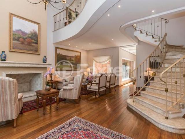 Casa, 4 dormitórios, 727.91 m², em Vila Jardim
