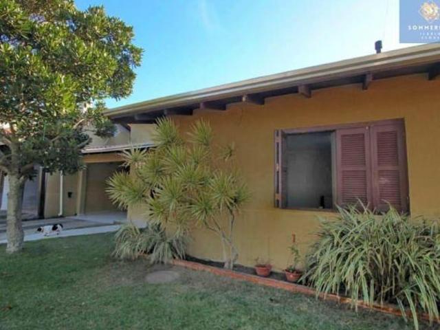 Casa 4 dormitórios